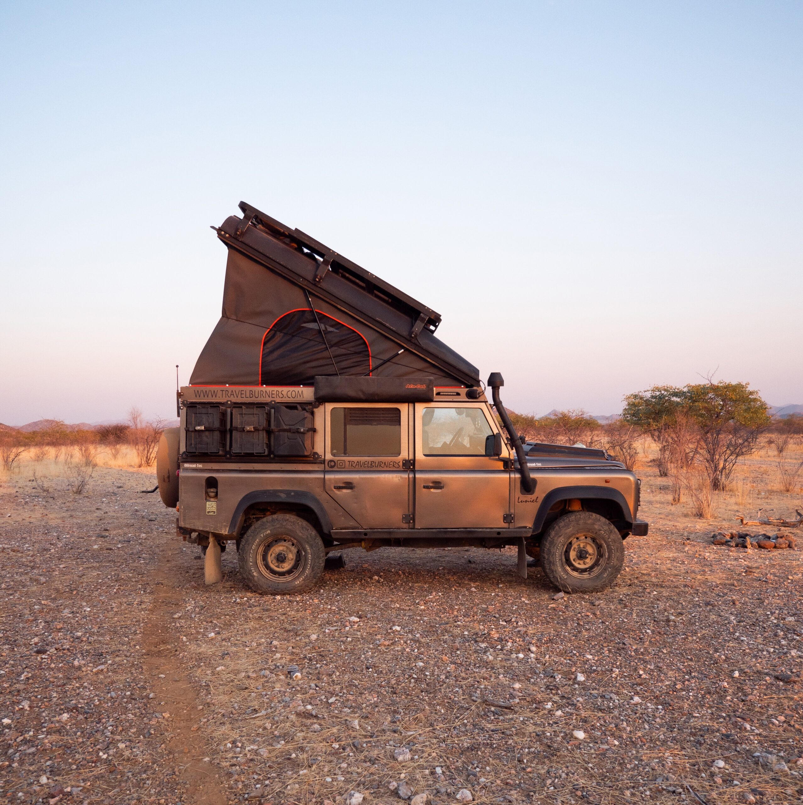 Icarus Roof Conversion for Land Rover Defender 110 - Alu-Cab Global